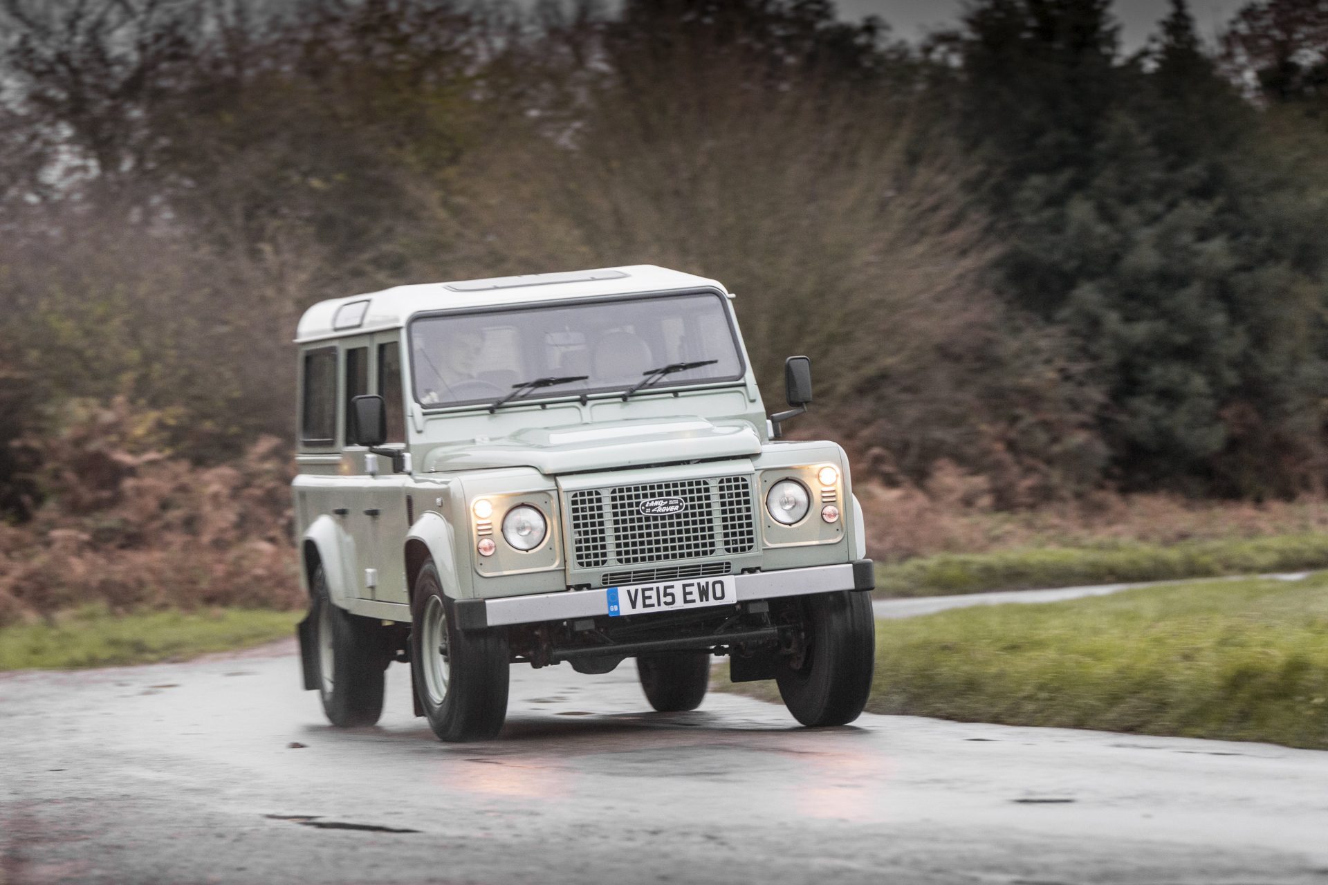 land_rover_defender_110_heritage_15 - Wiener Online